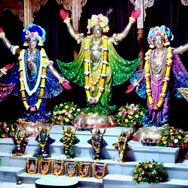 Hanging Swing/jhula for Laddu Gopal Ji - Janmashtami - Made From Pearl ...