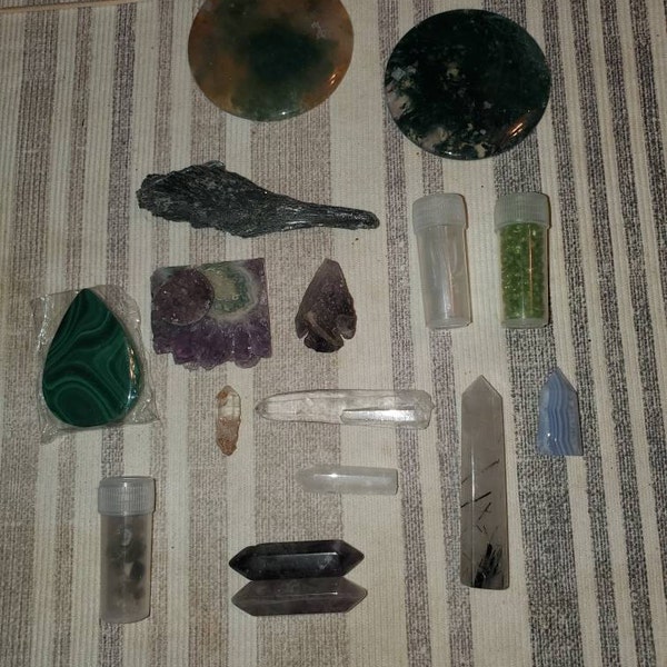 Werewolf, Crystal Gem Mining, DIY, at Home Dig Kit, Rocks, Minerals ...