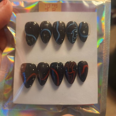 Mothman Cryptic Press on Nails, Reusable - Etsy