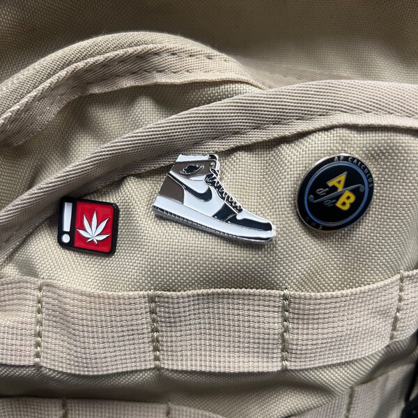 Got ‘em Sneaker Pin - Etsy