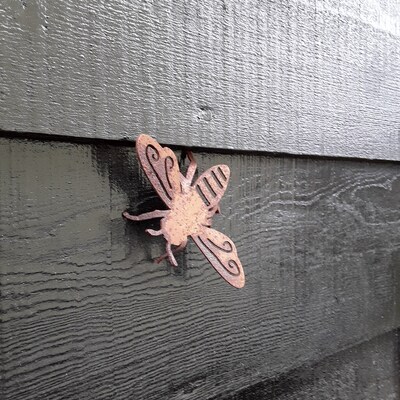 Rusty Metal Honey Bee Rusty Insect Pagan Garden Gift Rusty Bee Bee Gift ...