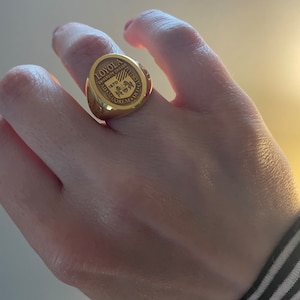 Coat of Arms Signet Ring Custom Silver Ring University Ring - Etsy