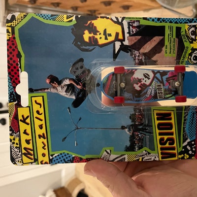 Fingerbomb Sk8boards Complete Custom Retro Style Fingerboard - Etsy