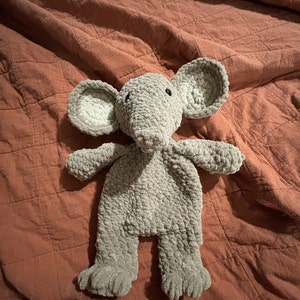 Skye the Skunk Crochet Pattern Little Woodsy Pals - Etsy Canada