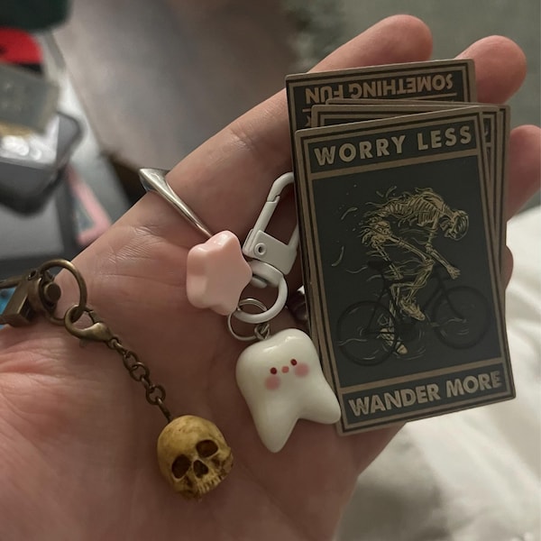 Personalized Hand-painted Skull Keychain for Punk Style - Halloween ...