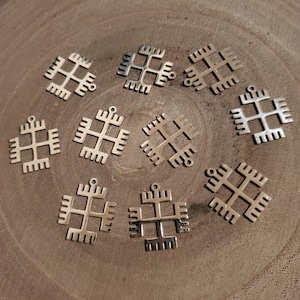 5pcs/lot Resist Charm Civil Rights Feminism Feminist Political - Etsy