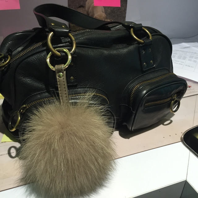 Helene T. loved their purchase from QLeathercom