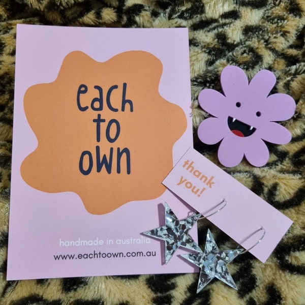 Monnie Drops Emma Laser Cut Drops Earrings Emerald Green Glitter ...