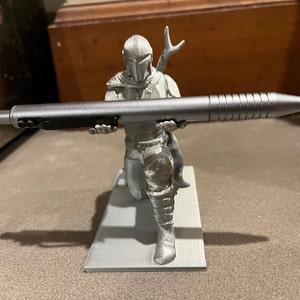 Mandalorian Pen Holder Lightsaber Pen Star Wars Desk Accessory Office ...