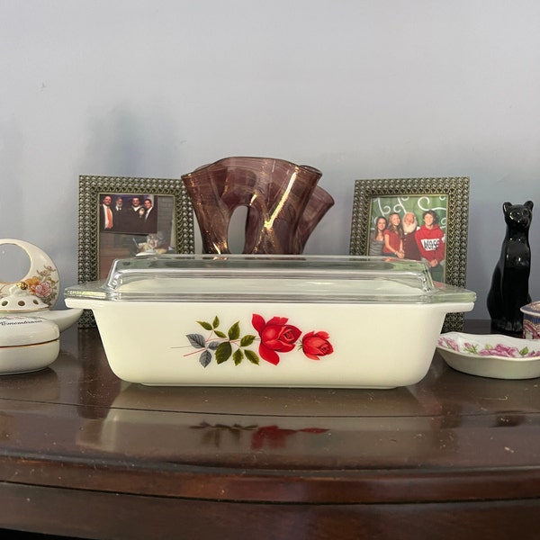 Vintage Extremely Hard to Find Agee (australian) Pyrex 'flower Power ...