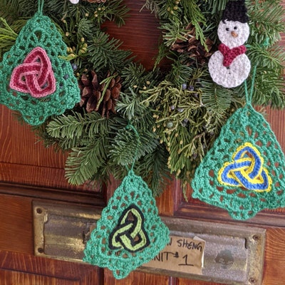 Celtic Christmas, Crochet Christmas, Celtic Knot Christmas Tree ...