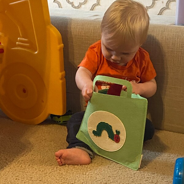 Mini Quiet Book for Toddler, Bear Quiet Book, Montessori Book Pretend ...