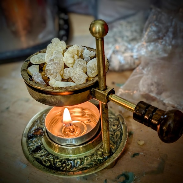 Frankincense Resin, 100% Pure Natural Organic Gum Resin, Granular ...