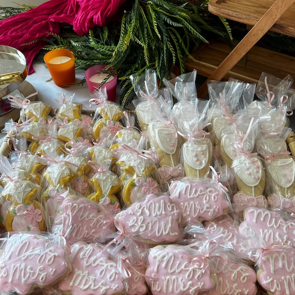 12 Rustic Wedding Cookies – Bridal Shower Favors – Engagement Party ...