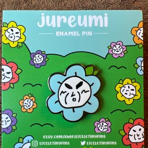 Stray Kids Leeknow LOVELY JUREUMI Pin - Etsy