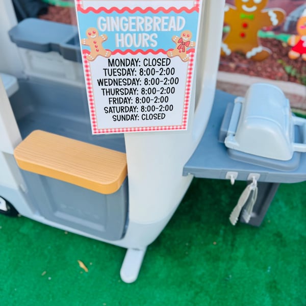 Gingerbread Bakery Holiday Christmas Dramatic Play Printable Download ...