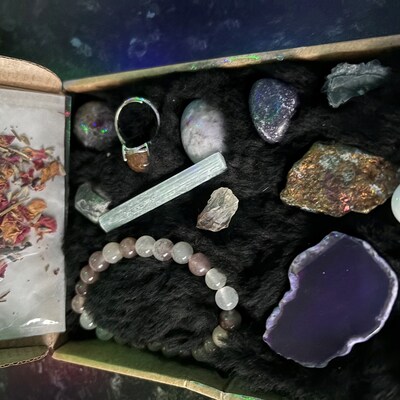 Rainbow Geode Fairy Geode Pink Crystal Cave Fairy Cave - Etsy