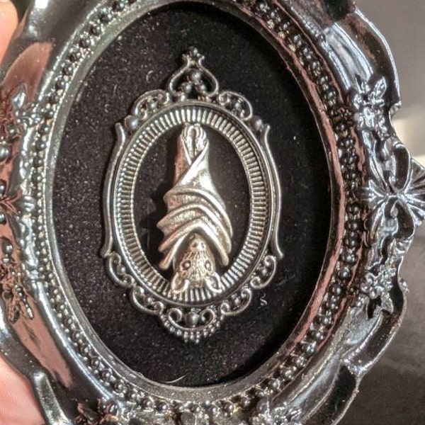 Unique Gothic Halloween Vampire Bat Wall Baroque Frame Décor - Etsy