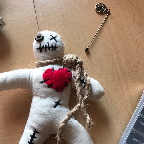 Handmade Voodoo Doll – Wiccan Altar, Protection Spell Poppet - Etsy