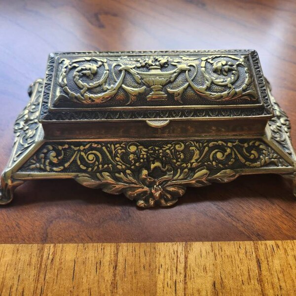 Pair of Vintage Bookends With Military Theme Depicting Cannon and ...