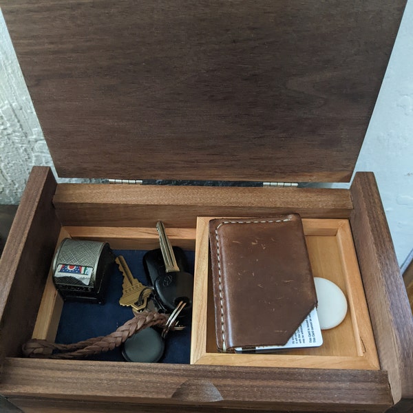 Black Walnut Men's Valet - Etsy