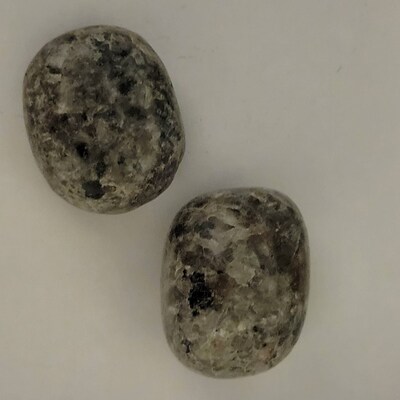 Hackmanite Crystal / Hackmanite Freeform / Hackmanite Palm Stone ...