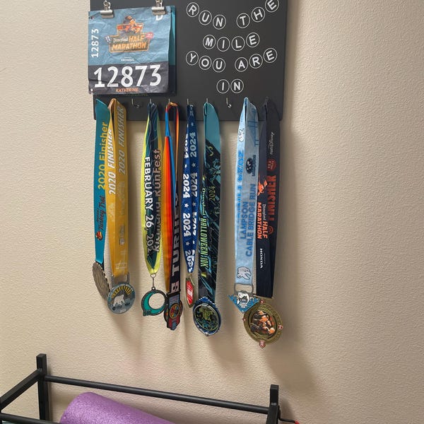Customizable Single Bib Medal Holder Medal Display Rack - You Design It ...