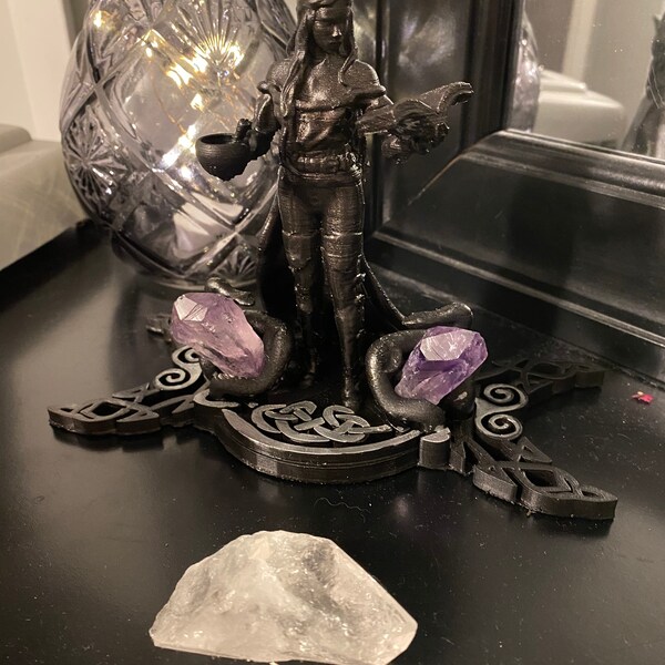 Airmed (airmid) - Celtic Goddess of Healing Arts & Herbal Magic, Wiccan ...