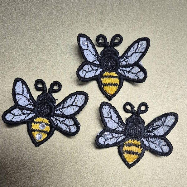 Mini Bee Embroidery Design FSL Bee Machine Embroidery Free Standing ...