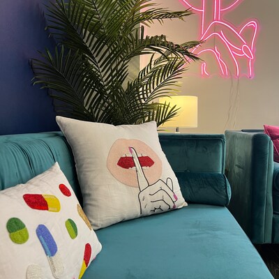 Shhh Pop Art Pillow Cover Girl Woman Retro Pillow Cover - Etsy