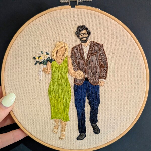 Custom Hand Embroidered Family Portrait (modern Embroidery/family ...