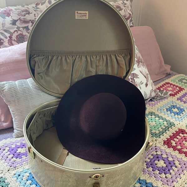 Vintage Suitcase-travins Brand-green Hat Box-make-up Case-green Round ...