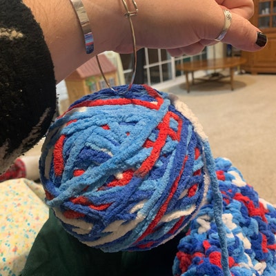 Wrist Thread Ball Holder, Hold Your Thread Handy for Tatting and ...