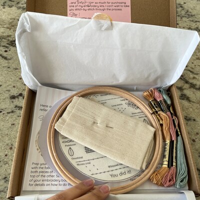 Stitch Along Embroidery Kit / Complete Beginner Embroidery Kit / Pick ...