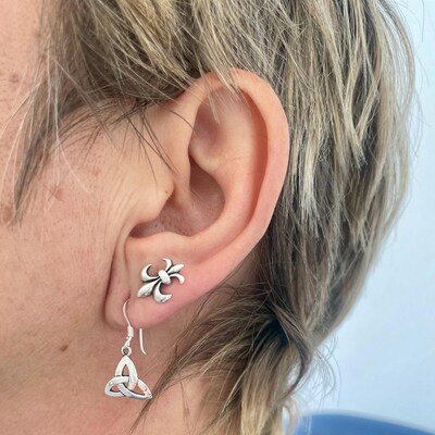 Celtic Omega Fibula With Bronze Knot Pattern Nordic Horseshoe Fibula ...