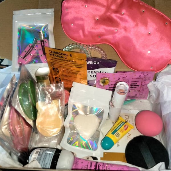 Easter Spa Gift Basket, Gift for Her, Self Care Gift Kit, Relaxation ...