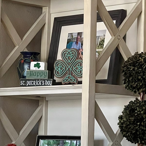 Celtic Knot Shamrock Wooden Shelf Decor - Etsy