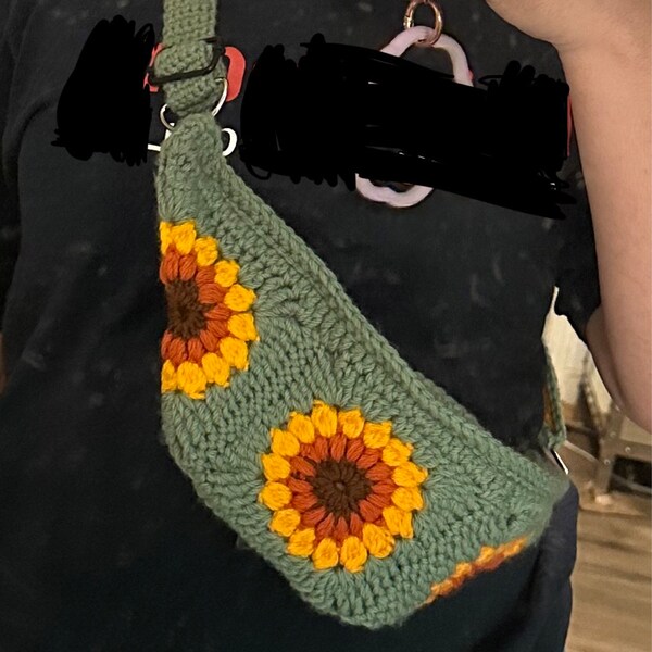 Sunny Daze Crossbody Crochet PATTERN PDF | Sunflower Crossbody, Bum Bag ...