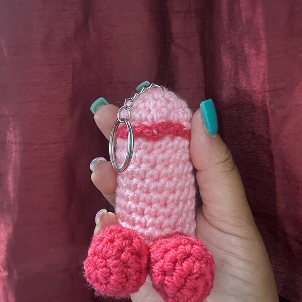 Wiwi Keychain Crochet Pattern - Etsy