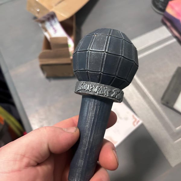 3D Printed FNF Inspired Microphone Figure - Game & Music Themed ...