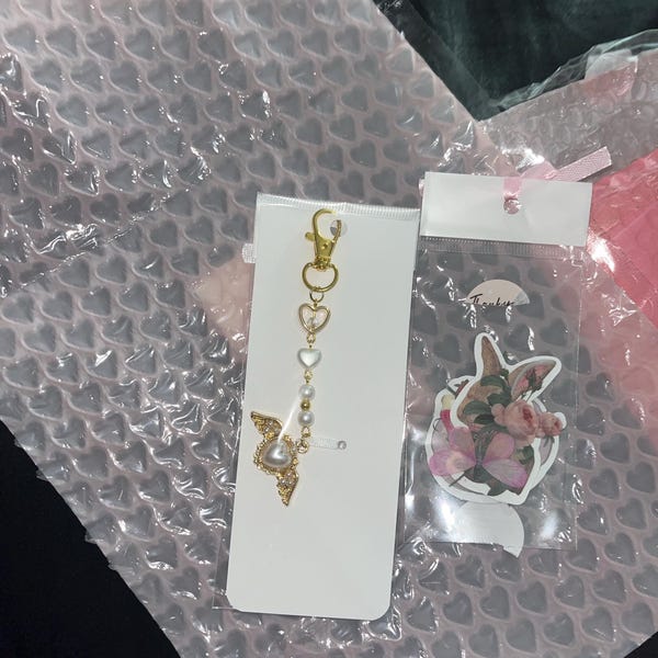 Fit for Royalty Regency Inspired Elegant Gold Keychain Collection ...