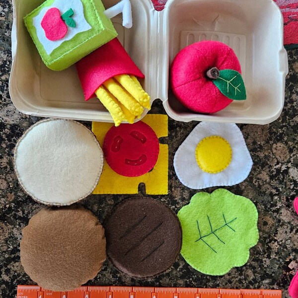 Felt Food Play Set: Handmade Pretend Play Burger, Fries & Apple - Etsy