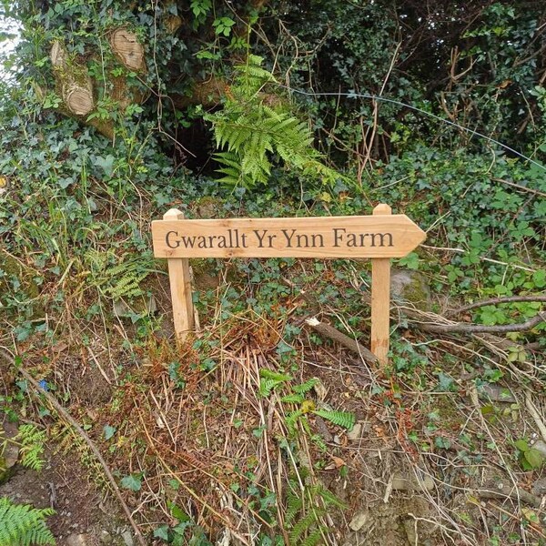 Engraved House Name Driveway Post Wedding Event Arrow Sign in the Style ...