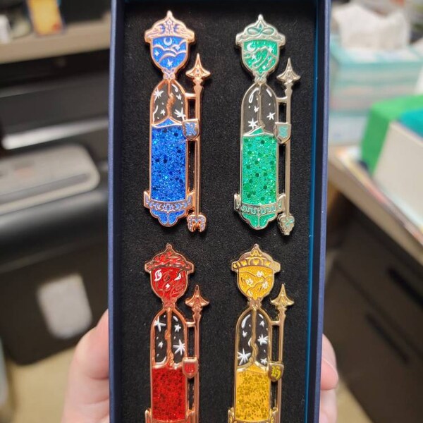 Hourglasses House Points Enamel Pins - Etsy