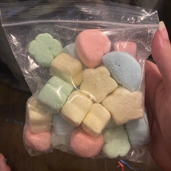 Half Pound Sour Gushers - the Best Tiktok Sour Blue Raspberry Gushers ...