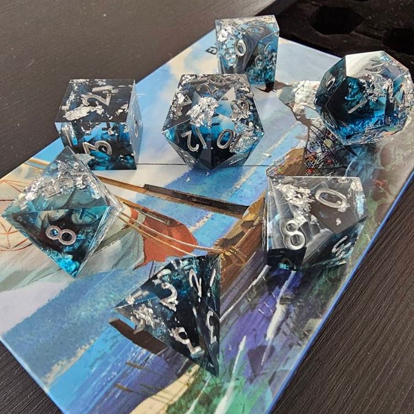 Coldhearted - Icy Blue Gradient Handmade Resin Sharp Edge Dnd Dice Set ...