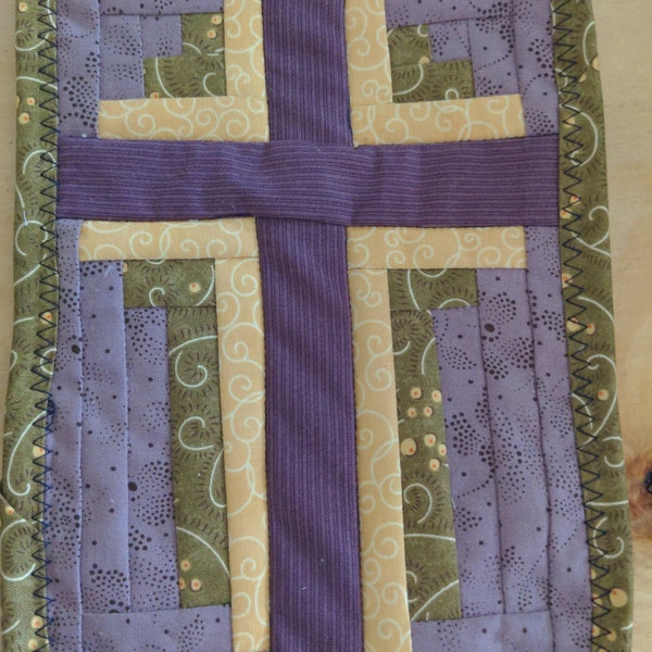 Log Cabin Cross Mug Rug Pattern - Etsy