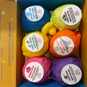 6 Bath Bombs for Kids With FARM ANIMALS Toys Inside Each Bomb Perfect ...