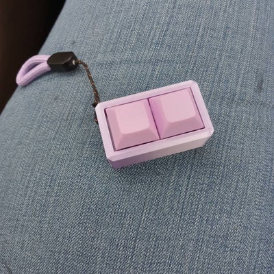 Mechanical Switch Clicky Fidget 105 Colors, 1 Key Mochi Keychain ...