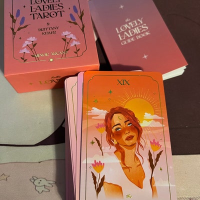 Lovely Ladies Tarot Deck - Etsy